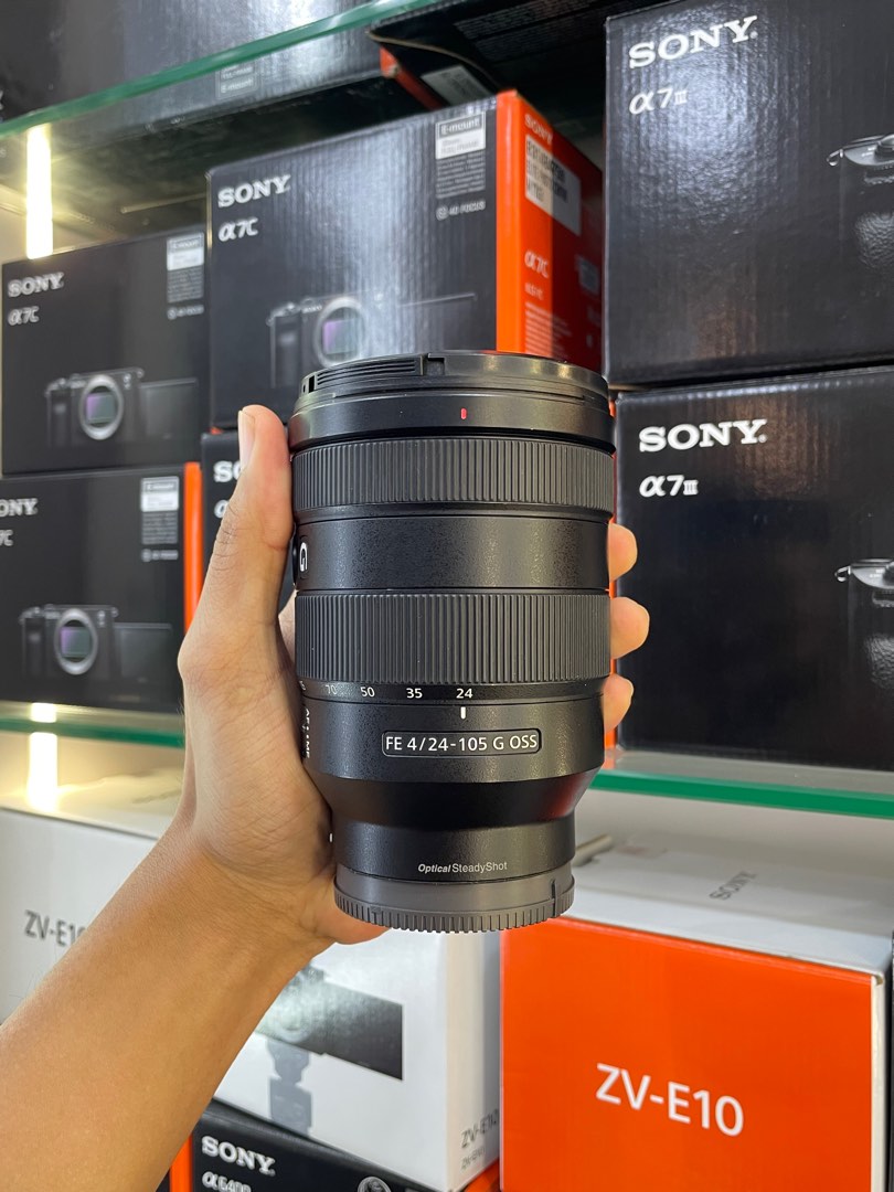 24-105mm f4 G OSS sony, Photography, Lens & Kits on Carousell