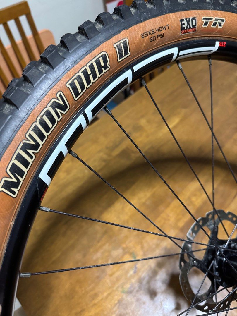 29er Stan’s ZTR Flow MK3 Wheel Set and Hope PRO4 MTB boost Hub with ...