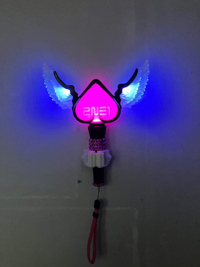 2NE1 Japan Lightstick v2, Hobbies & Toys, Memorabilia & Collectibles ...