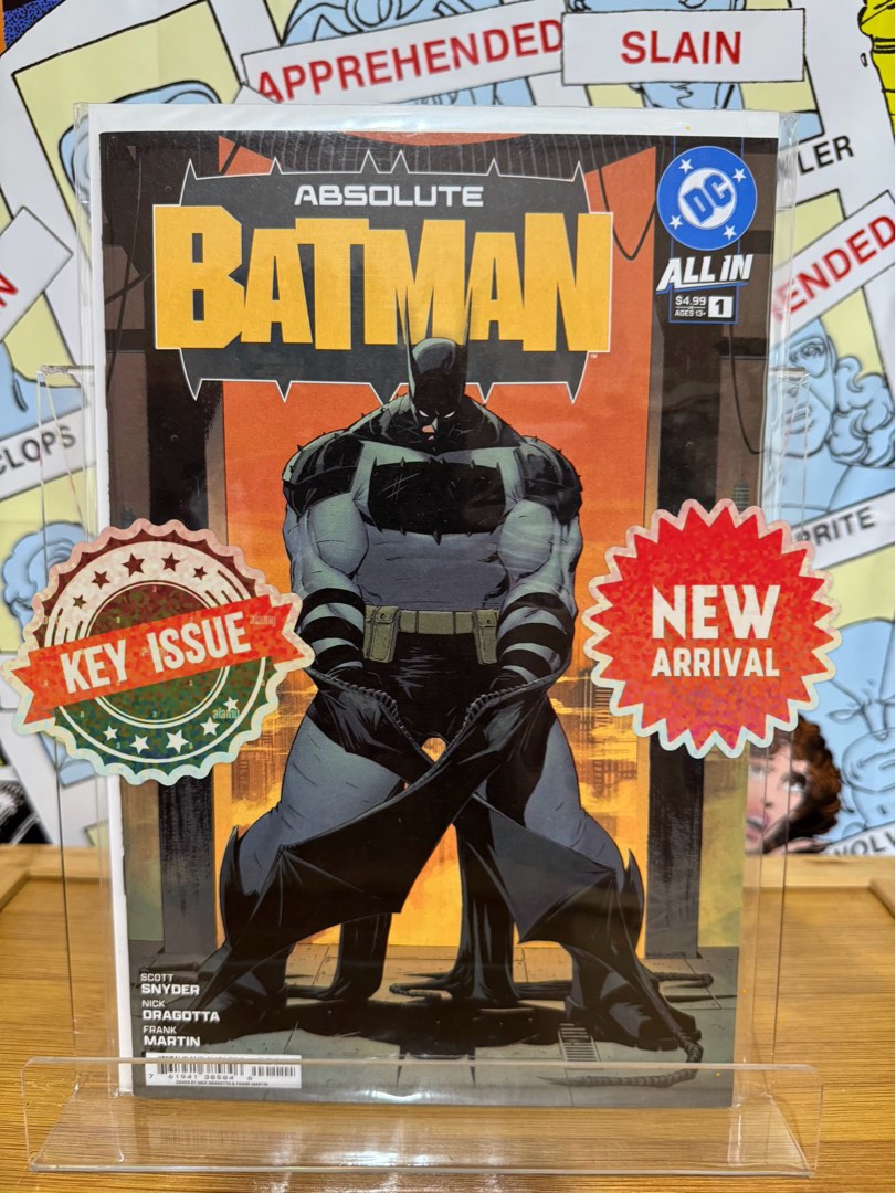 ABSOLUTE BATMAN #1 (KEY ISSUE), Hobbies & Toys, Books & Magazines ...