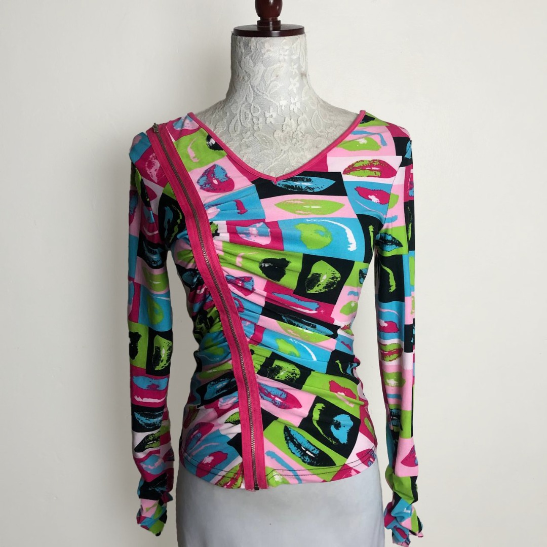 aop colorful pop art lip print zip top, Women's Fashion, Tops, Blouses ...