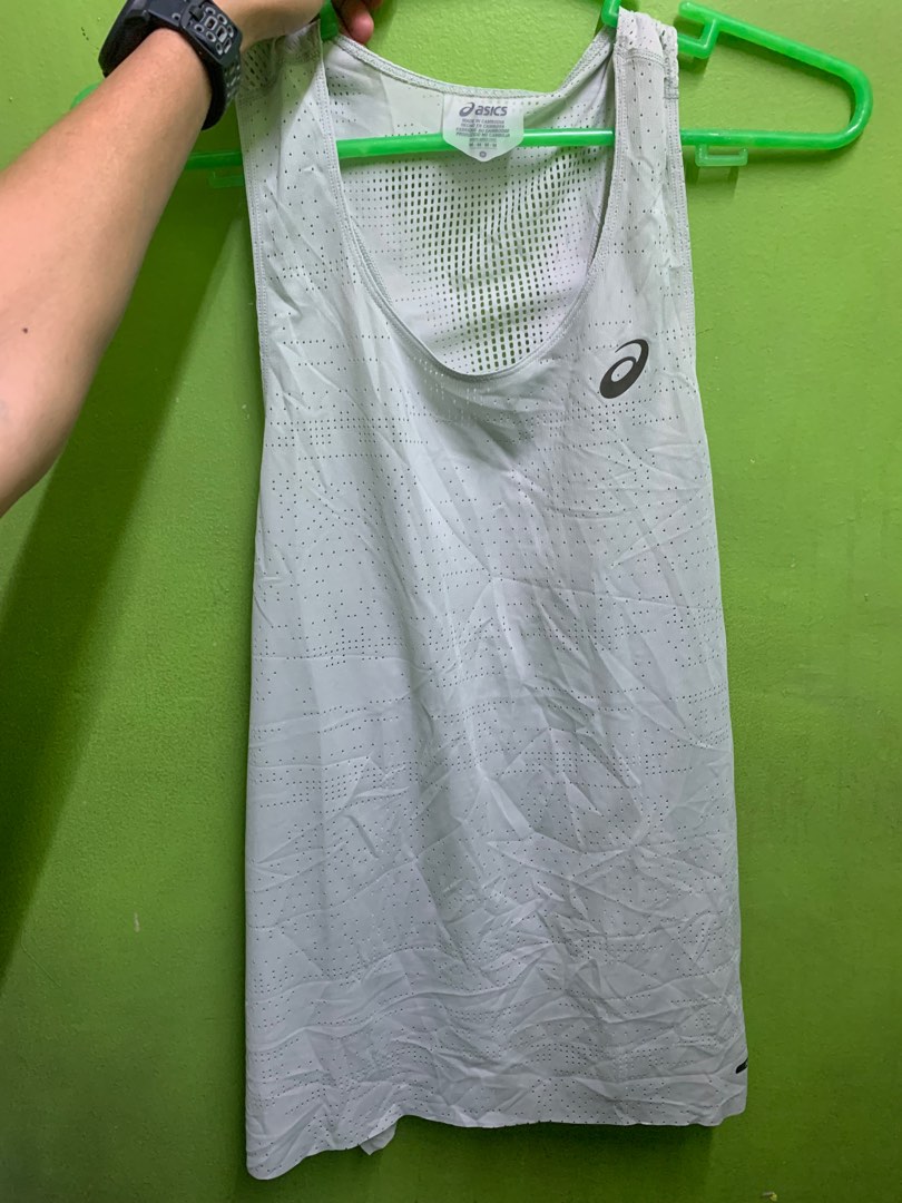 Asics Acti Breeze Tank, Men's Fashion, Activewear on Carousell