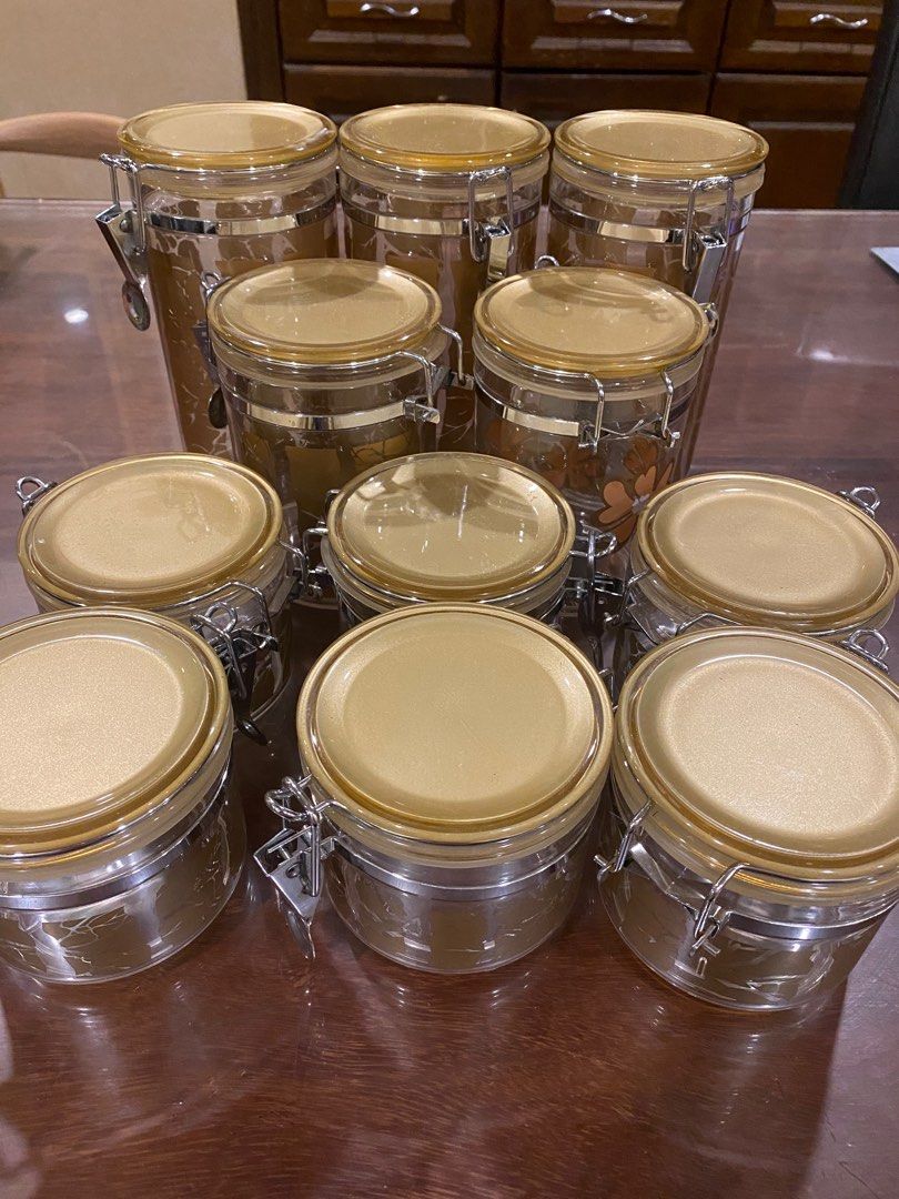 Balang Botol Bekas Kuih Raya, Furniture & Home Living, Home Decor ...