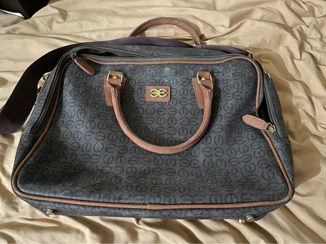 ESQUIRE Laptop / Mail bag, Women's Fashion, Bags & Wallets, Cross-body ...