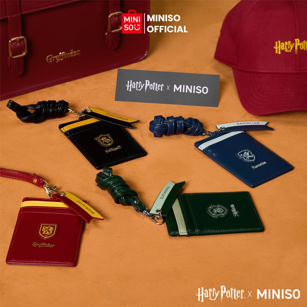 Harry Potter x Miniso Gryffindor Lanyard, Men's Fashion, Watches ...