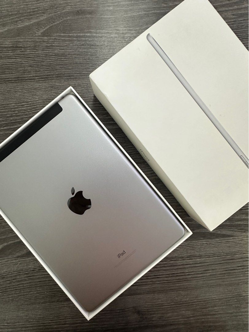 iPad 8th generation 32gb Grey 32GB, Mobile Phones & Gadgets, Tablets ...