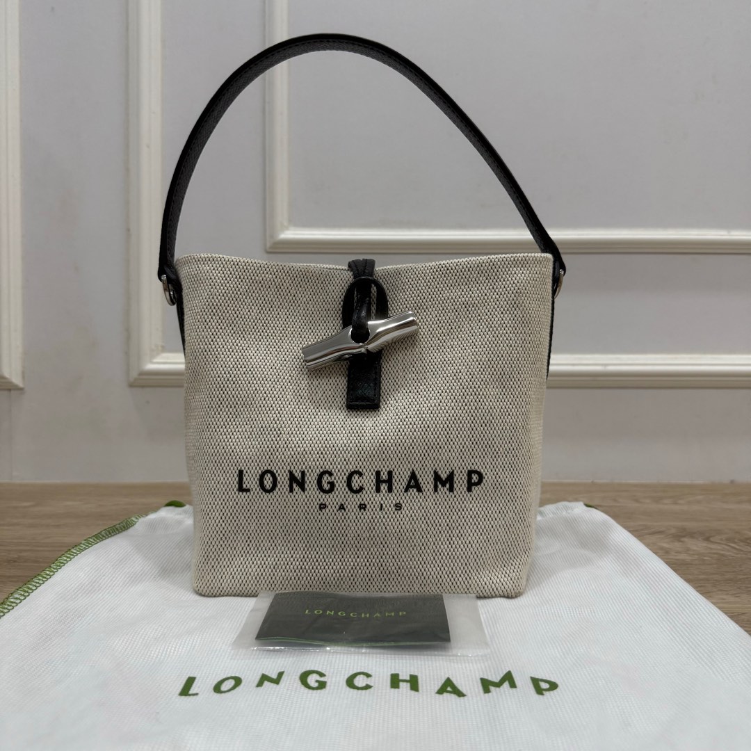 90% New Longchamp Bucket Bag, Luxury, Bags & Wallets on Carousell