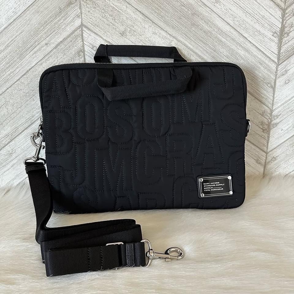 Marc Jacobs Laptop Bag, Women's Fashion, Bags & Wallets, Cross-body ...
