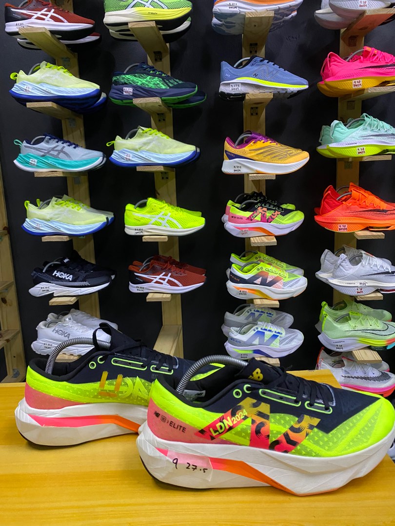 NB SUPERCOMP ELITE V4, Men's Fashion, Footwear, Sneakers on Carousell