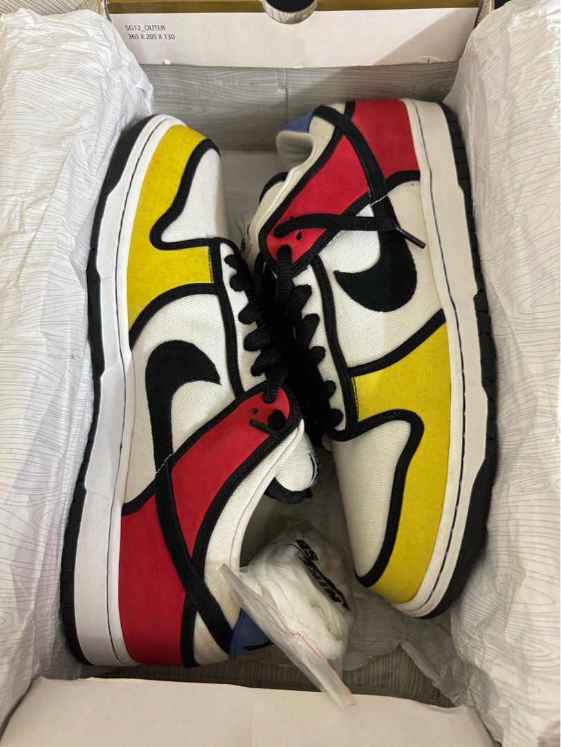 Nike SB Dunk Piet Mondrian, Men's Fashion, Footwear, Sneakers on Carousell