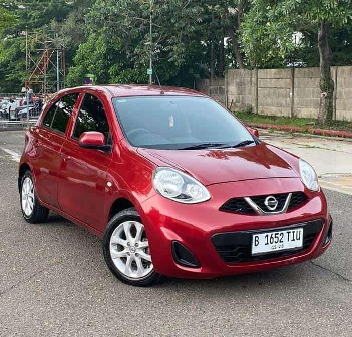 Nissan March L AT (Facelift) Th 2015 Warna Merah Metalik, Mobil & Motor ...