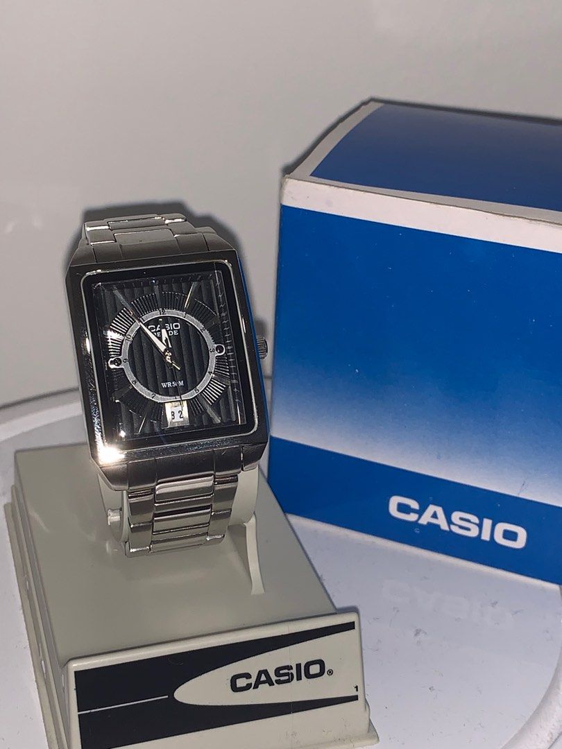 Original Casio Square Watch, Women's Fashion, Watches & Accessories ...