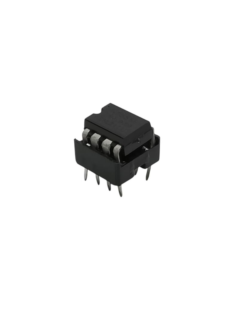 PRECISION TIMER IC CHIP 8-PIN NE555 with DIP IC SOCKET SOLDER TYPE ...