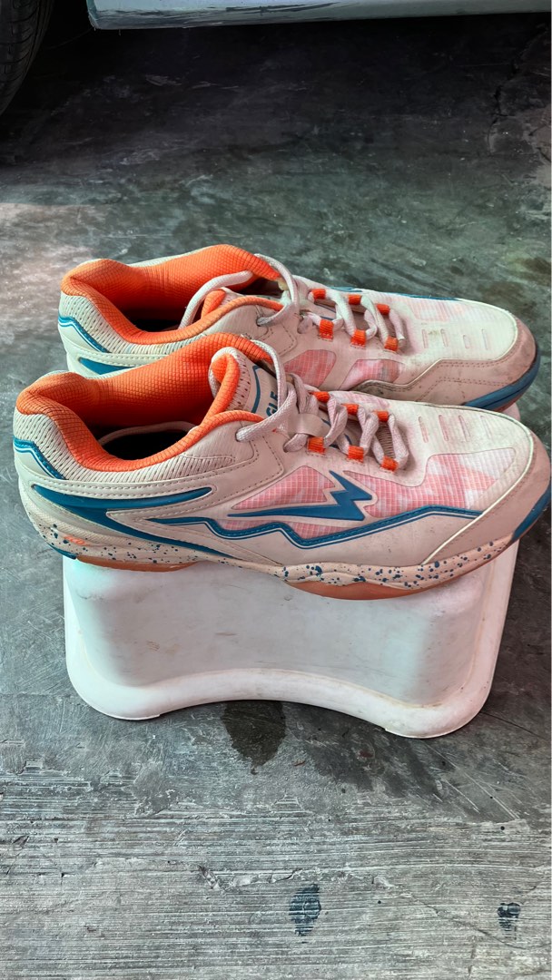 Sepatu Bulutangkis / Badminton Eagle - Commando X - size 44, Olah Raga ...
