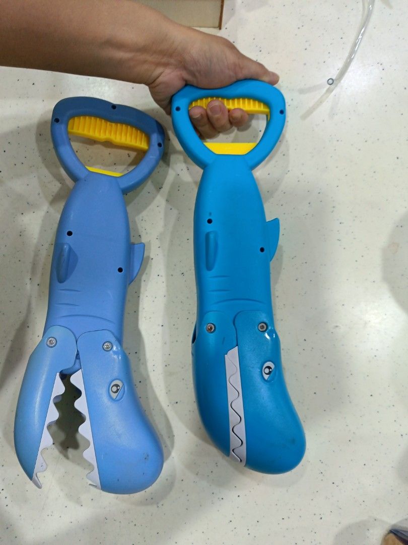 Shark biting gun weapon, Hobbies & Toys, Toys & Games on Carousell
