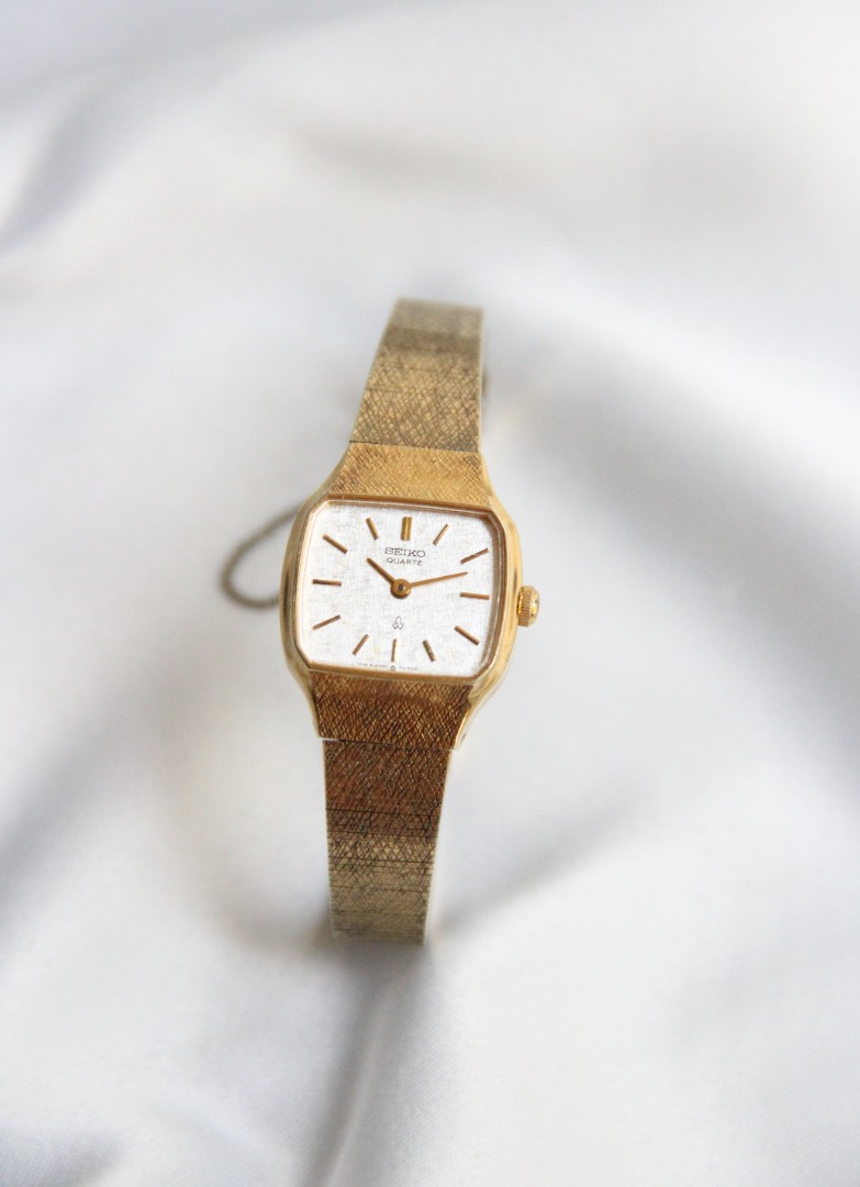 Vintage Seiko Ladies Gold Plated Quartz Watch, Fesyen Wanita, Jam Tangan di Carousell