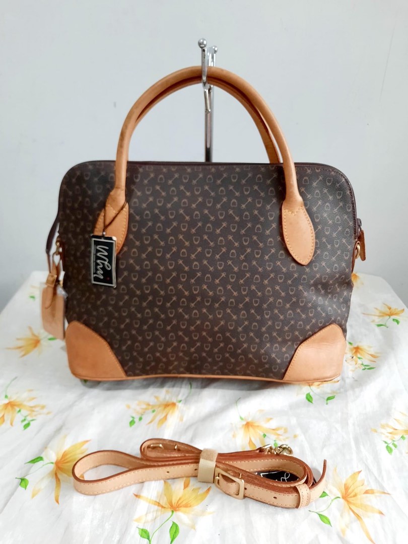 WHY INTERNATIONAL 2way shoulder bag, Women's Fashion, Bags & Wallets ...
