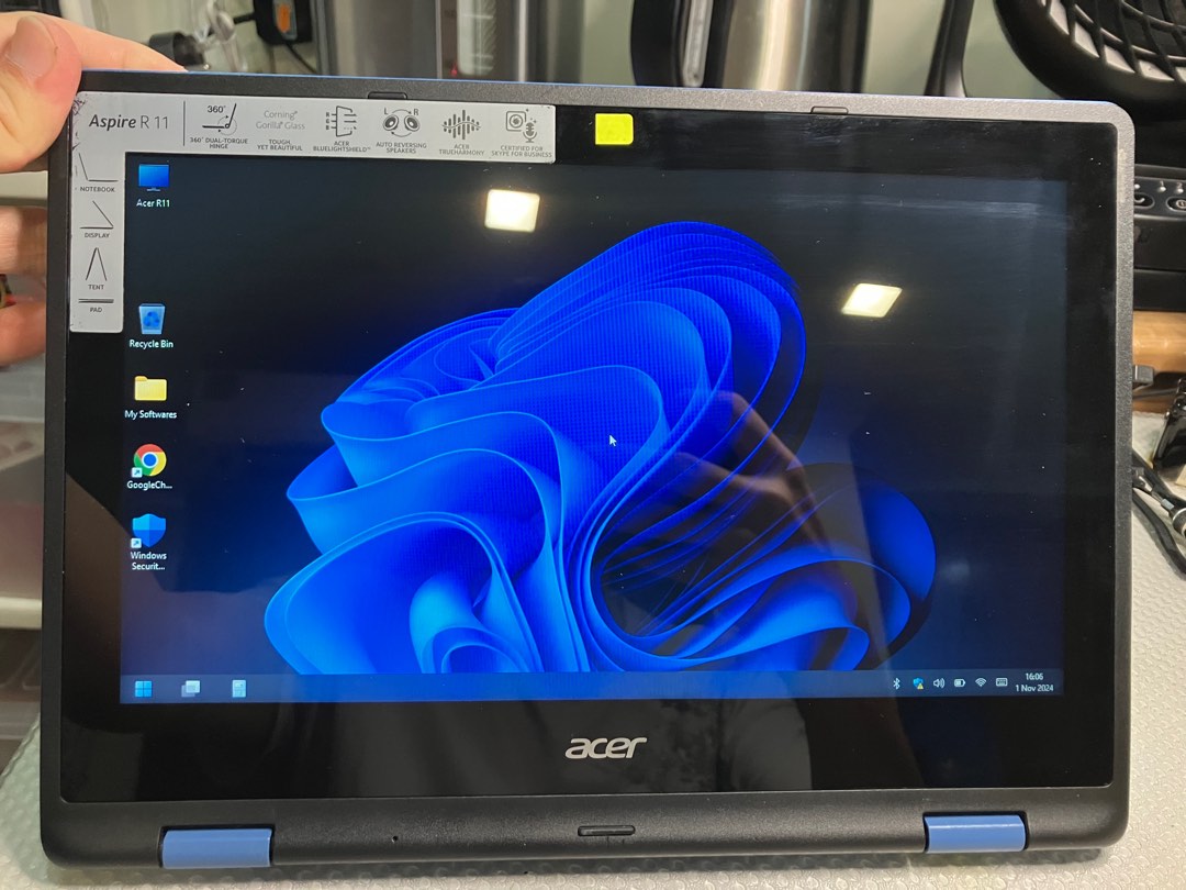 Acer Aspire R11 laptop touchscreen convertible, Computers & Tech ...