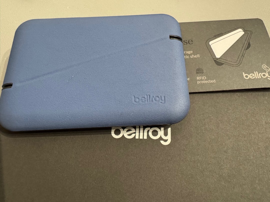 Bellroy V2 Flip case, Men's Fashion, Watches & Accessories, Wallets ...