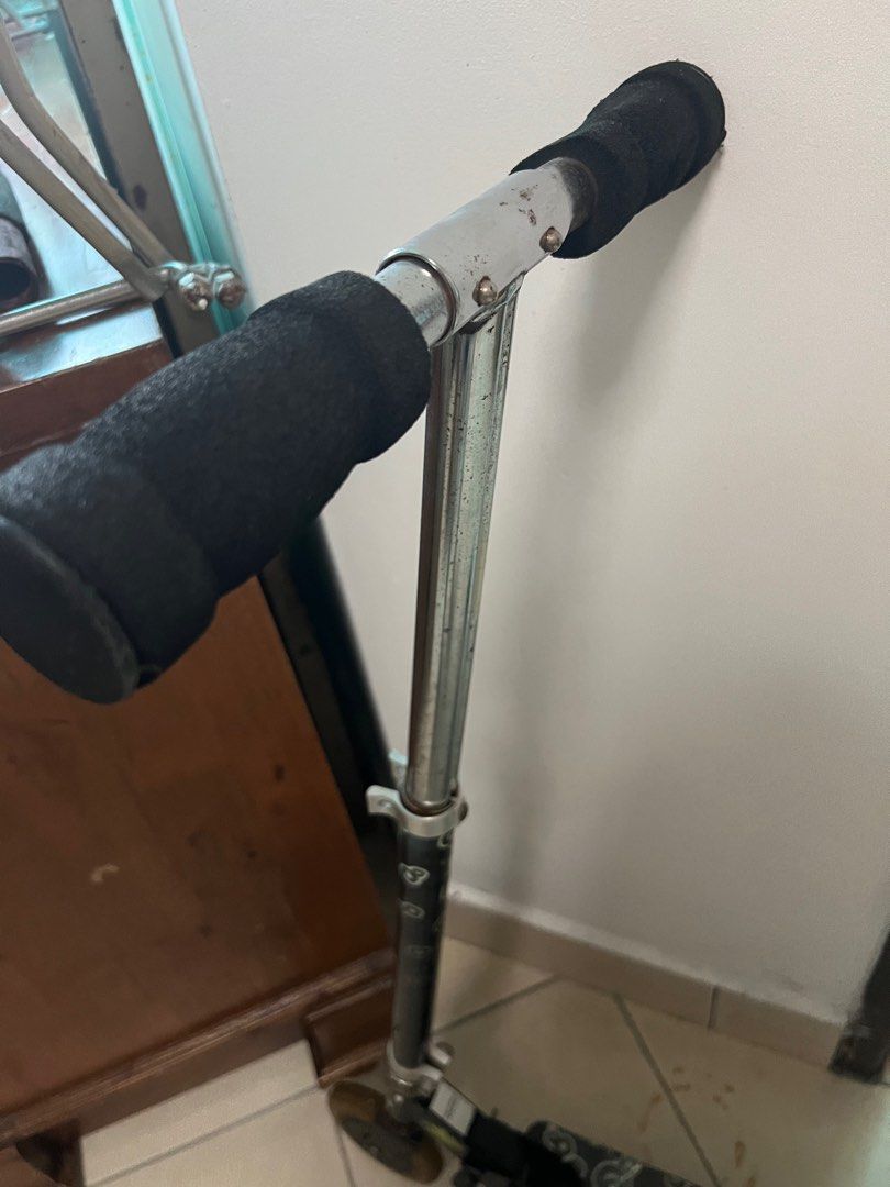 Ben 10 Scooters, Sports Equipment, Sports & Games, Skates, Rollerblades ...