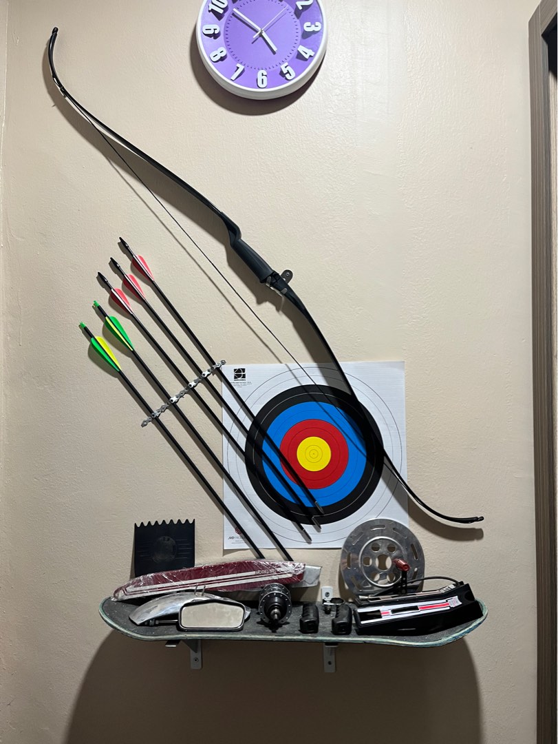 Busur dan panah, Hobbies & Toys, Toys & Games on Carousell