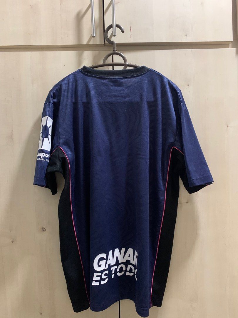 Gol deporters jersey, Men's Fashion, Activewear on Carousell