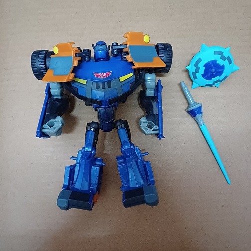 Hasbro Transformers Animated Sentinel Prime Deluxe Class Figure ...