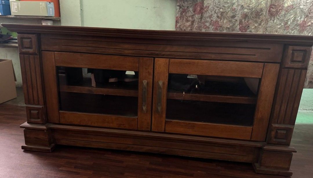 Kabinet TV Kayu Jati Display Cabinet, Furniture & Home Living ...