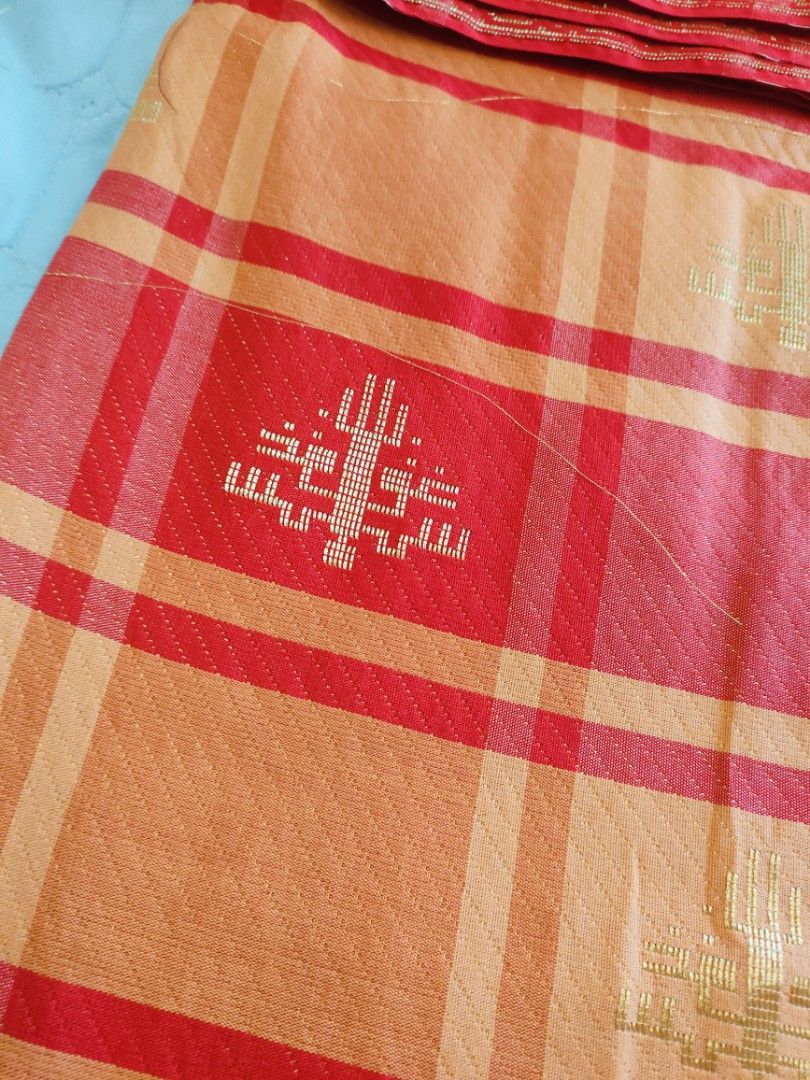 Kain Tenun Selangor (4 meter), Everything Else, Others on Carousell