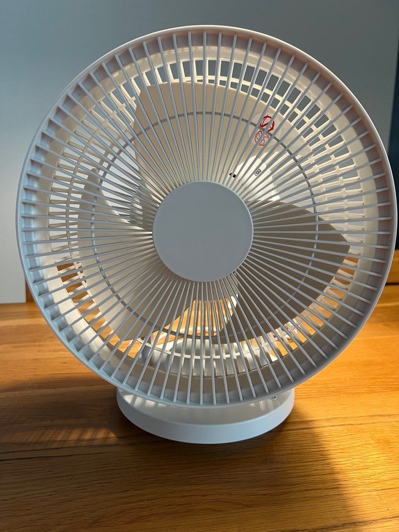 MUJI Oscillating Circular Fan, Furniture & Home Living, Lighting & Fans ...