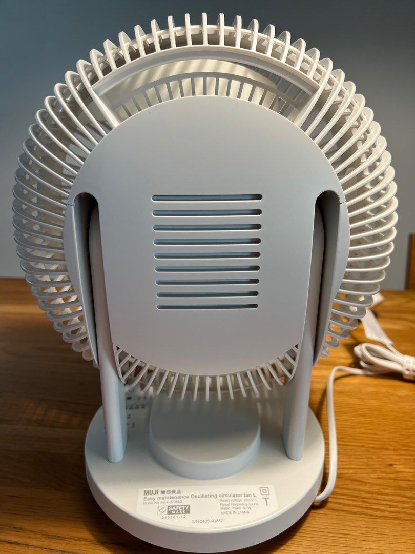 MUJI Oscillating Circular Fan, Furniture & Home Living, Lighting & Fans ...