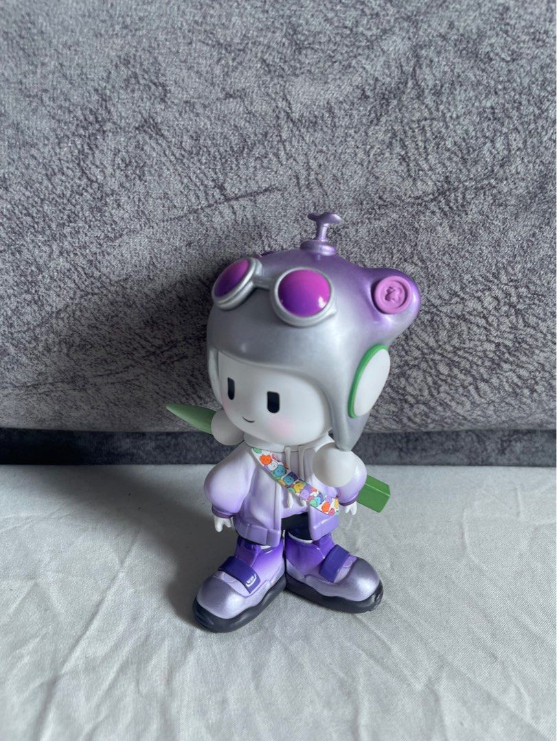 OPPO OFFICIAL FIGURE, Hobbies & Toys, Toys & Games on Carousell