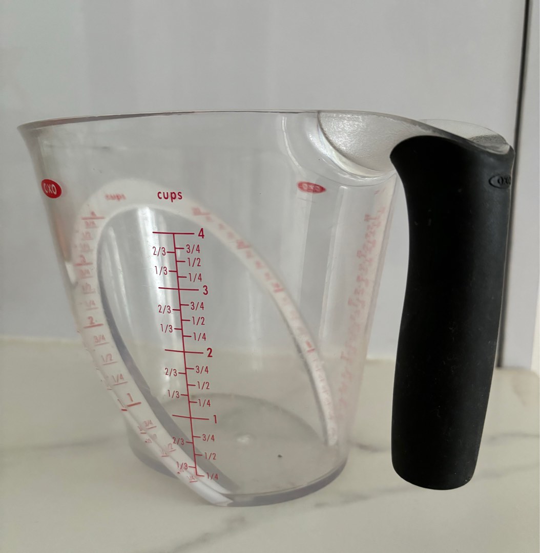 OXO Angled Measuring Cup / gelas takr, Kitchen & Appliances di Carousell