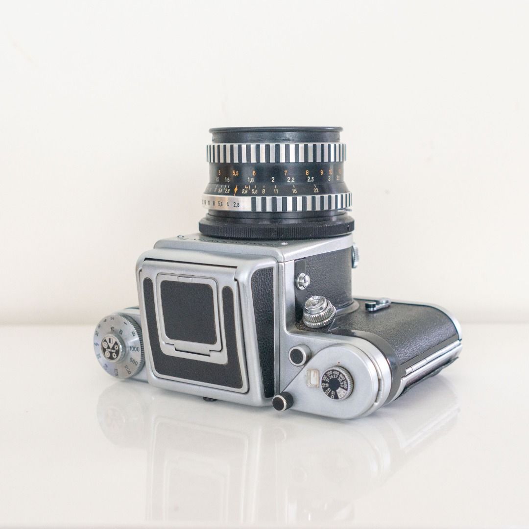 Pentacon Six TL Medium Format camera with Carl Zeiss Jena Biometar 2,8/ ...