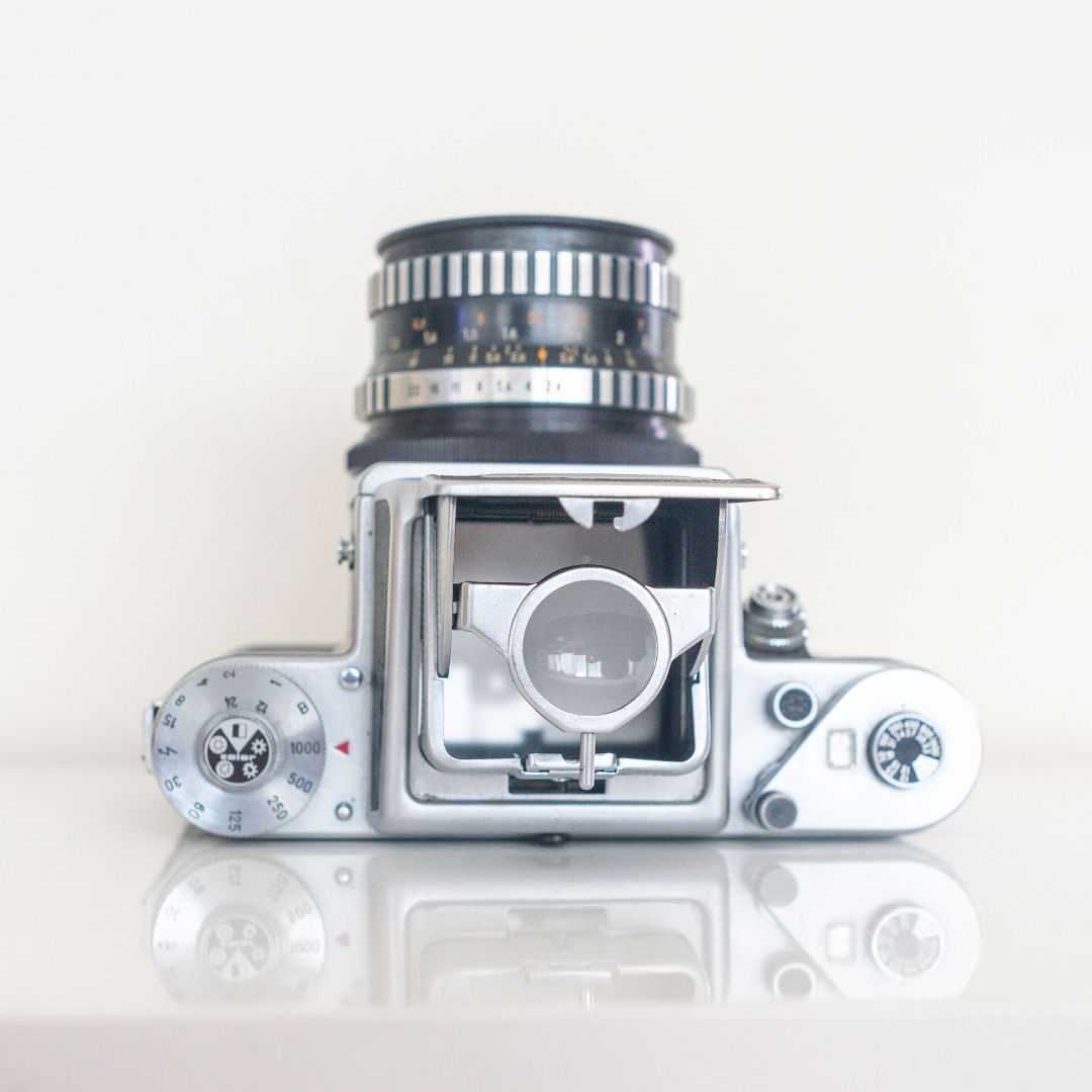 Pentacon Six TL Medium Format camera with Carl Zeiss Jena Biometar 2,8/ ...