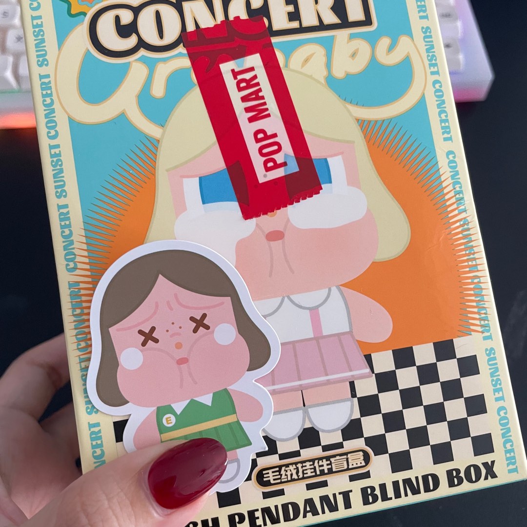 [POPMART] Crybaby - Sunset Concert - Dim Green, Hobbies & Toys, Toys ...