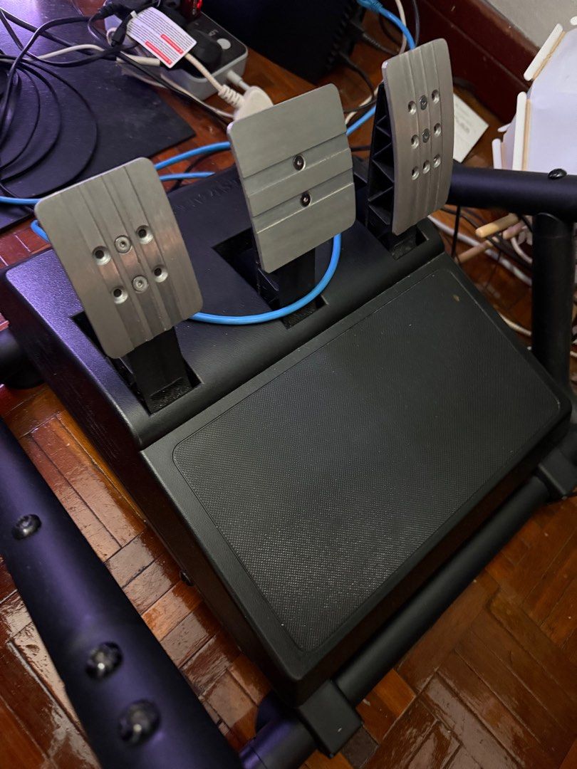 Racing rig PC/PS5 Thrustmaster T300 RS GT, Video Gaming, Gaming ...