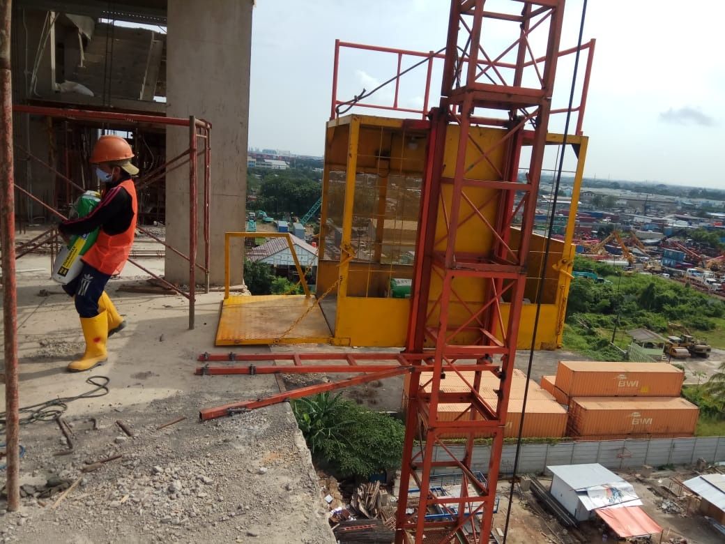 Rental Passenger Hoist Vertikal | Lift Konstruksi | Lift Proyek | Alat ...