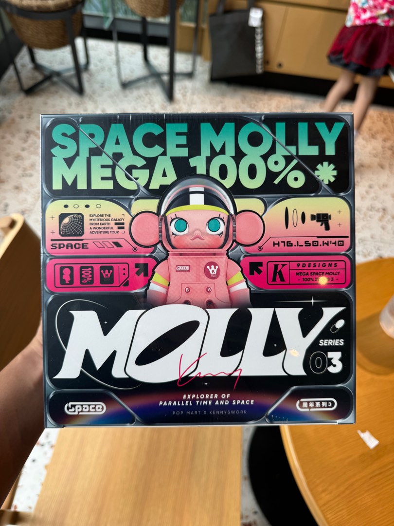 Space Molly 100% version3, Hobbies & Toys, Toys & Games on Carousell