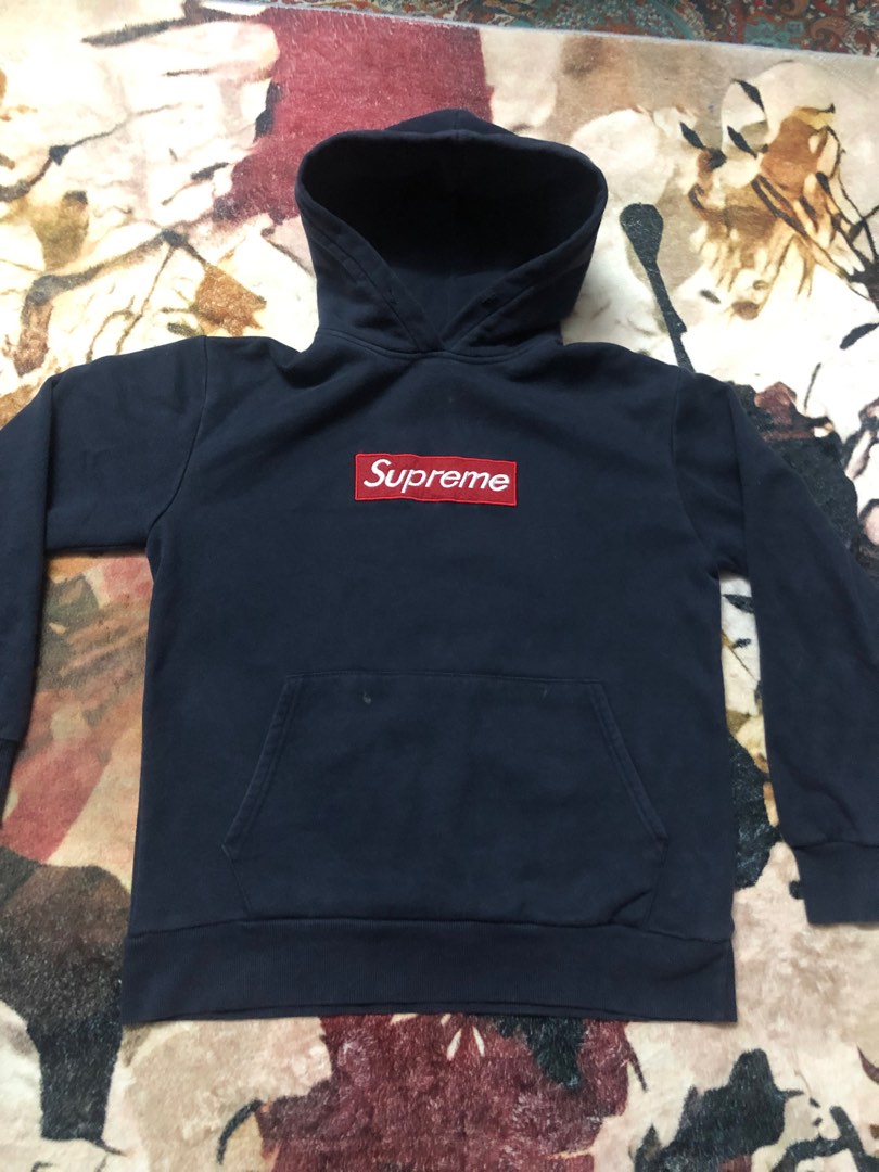 supreme box logo (fufu), Men's Fashion, Tops & Sets, Hoodies on Carousell