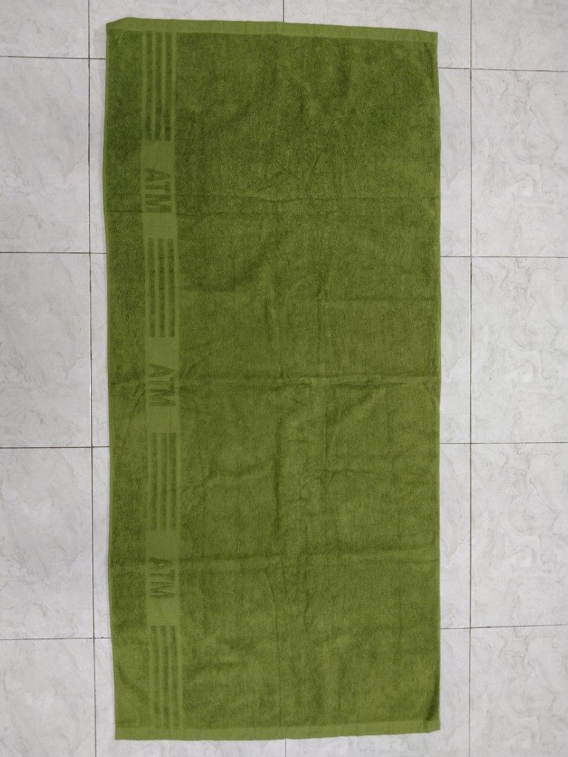 Tuala Mandi Hijau Askar, Furniture & Home Living, Bedding & Towels on ...