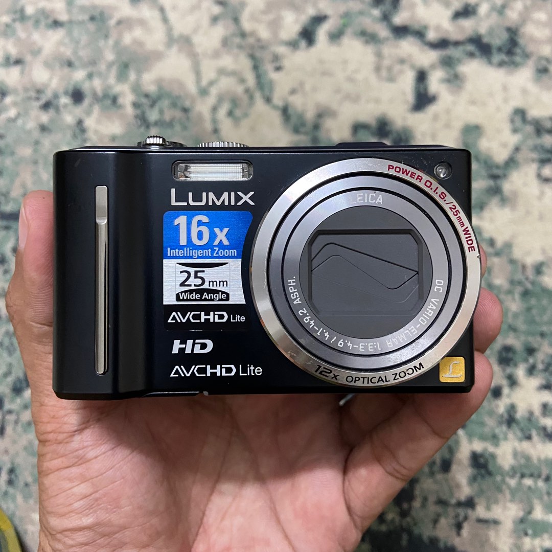 Vintage Panasonic Lumix Digital CCD Camera, Photography, Cameras on ...