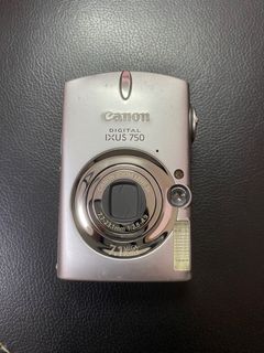 2 Canon ixus v3 for 1 price, Photography, Cameras on Carousell