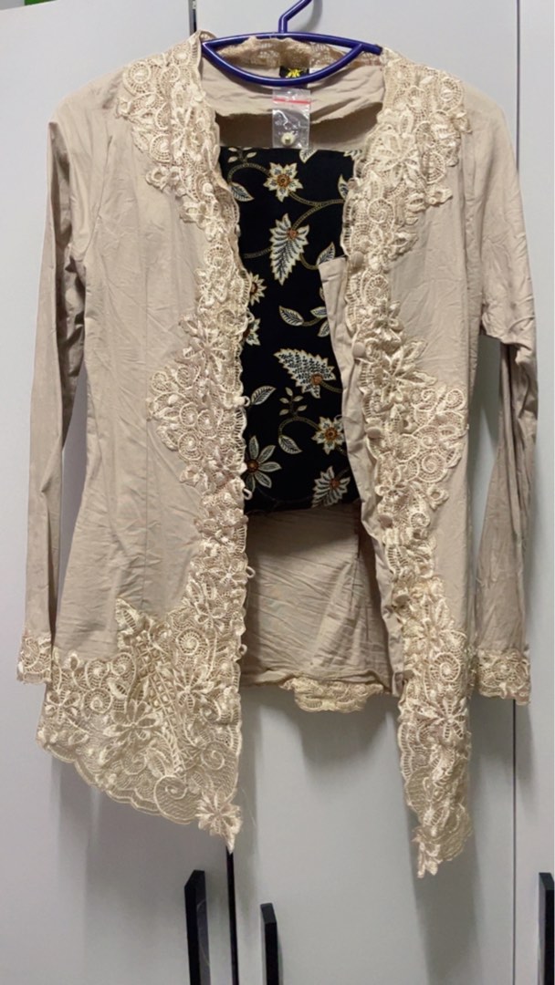Yasmin Azhar, Women's Fashion, Muslimah Fashion, Baju Kurung & sets on ...
