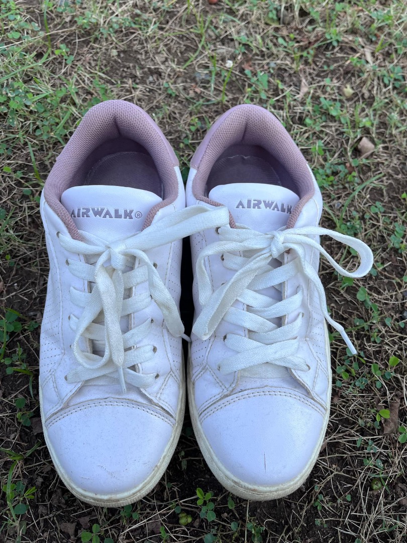 Airwalk shoes, Women's Fashion, Footwear, Shoe inserts on Carousell