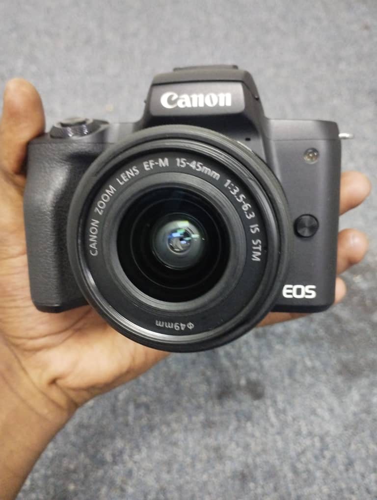 Canon M50 with 15/45 kit Stm, Photography, Cameras on Carousell