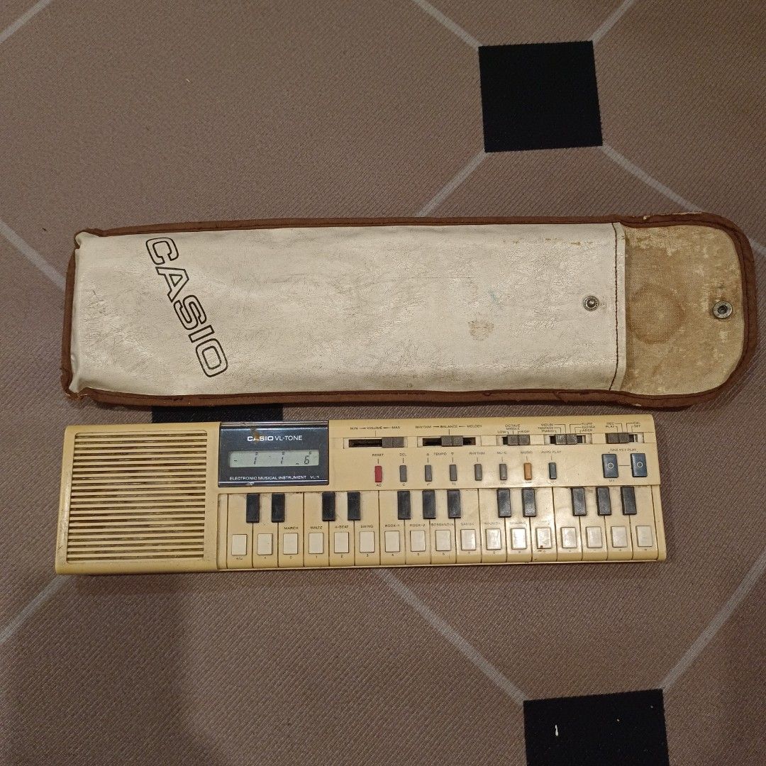 Casio VL tone keyboard, Hobbies & Toys, Music & Media, Musical ...