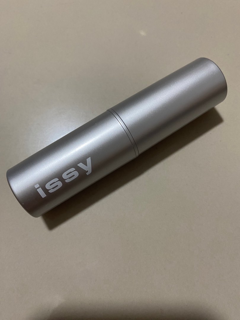 Issy Skin Tint, Beauty & Personal Care, Face, Makeup on Carousell