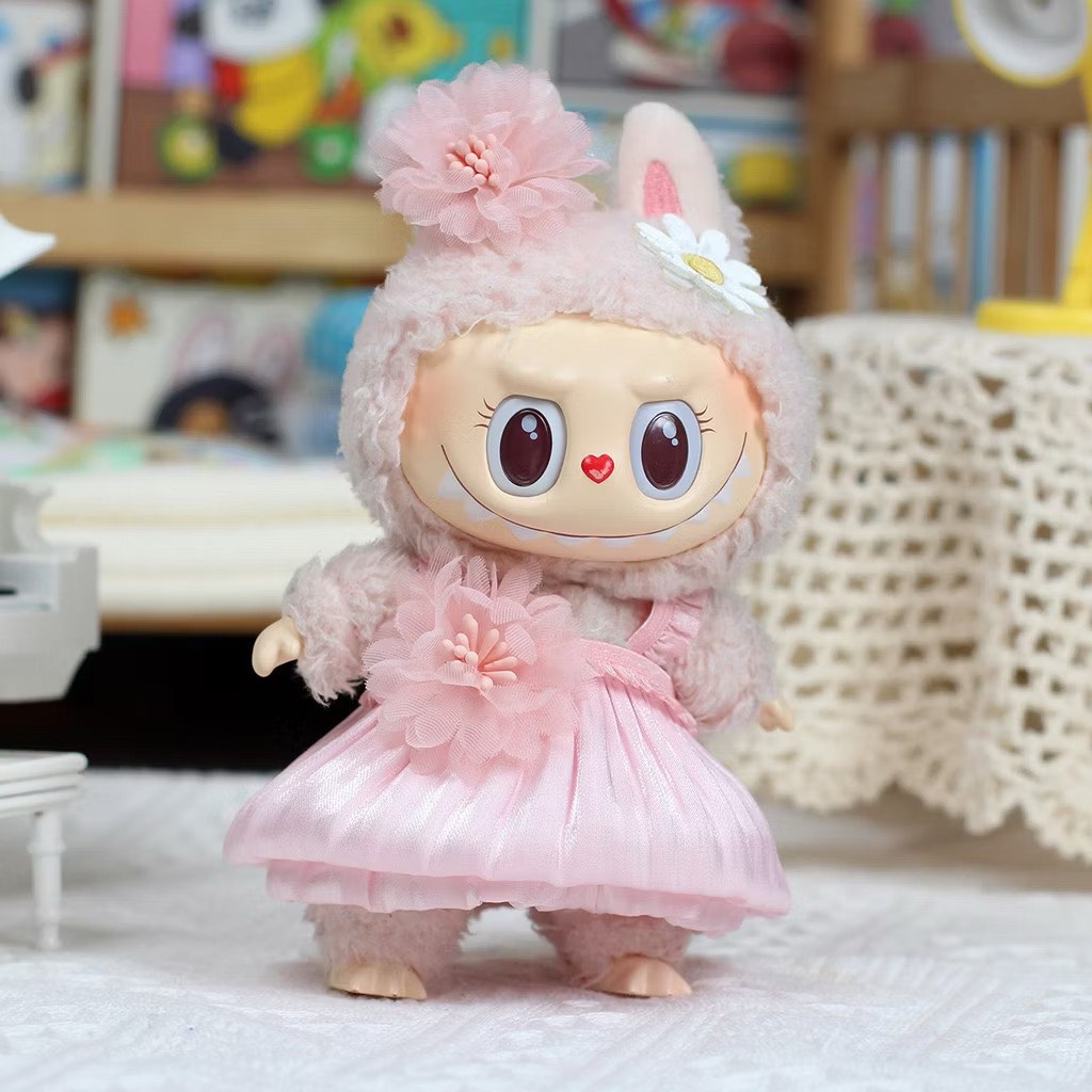 Labubu/Bao Ao/Liila Universal Clothes, Hobbies & Toys, Toys & Games on ...