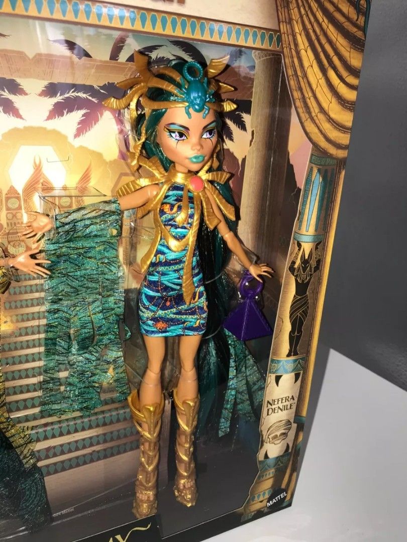Monster High Mummy Majesties Cleo and Nefera De Nile Collectible Doll ...